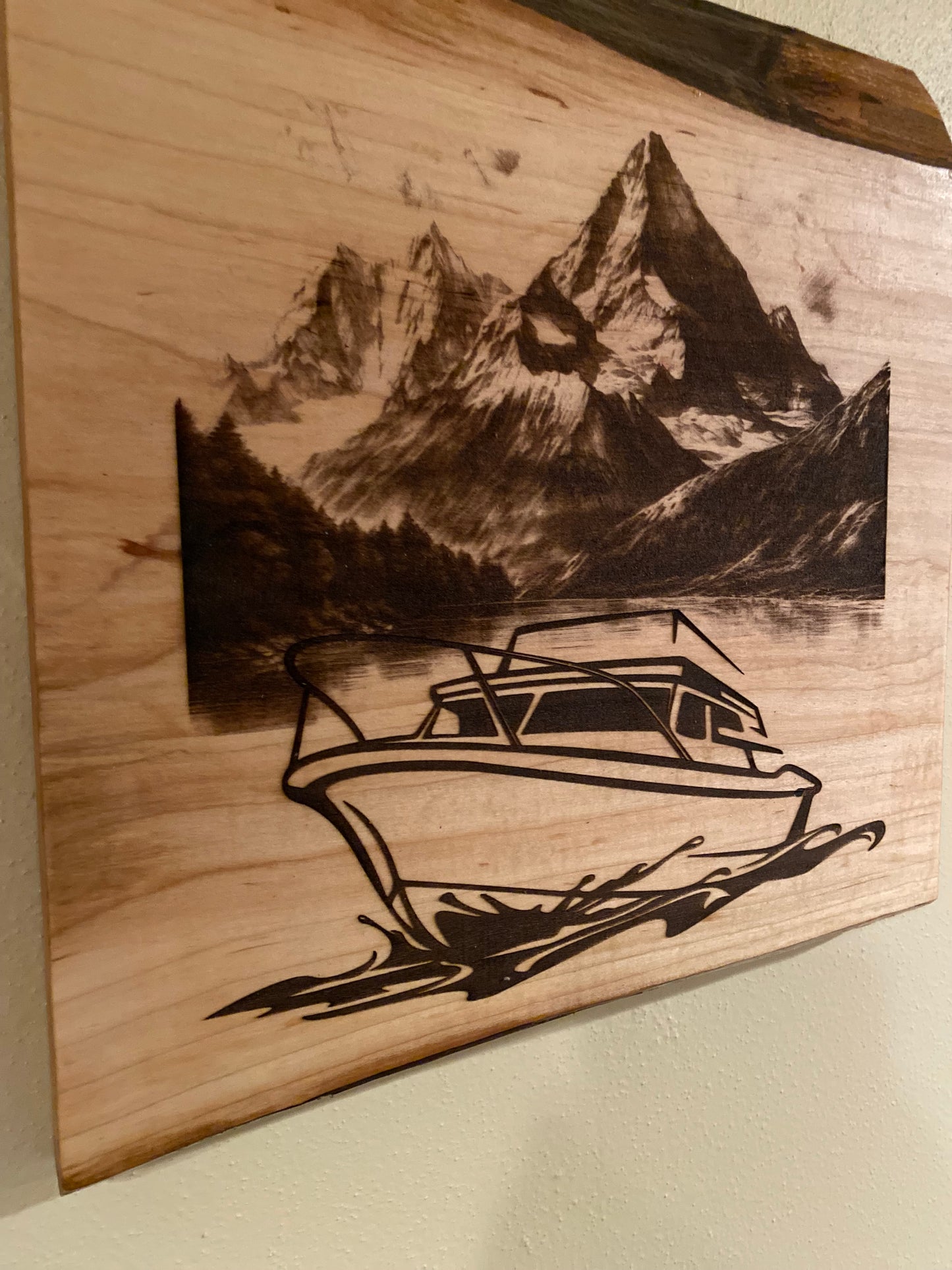 Live Edge Engraved Boating Scene in a Mountain Lake | Engraved Powerbo ...
